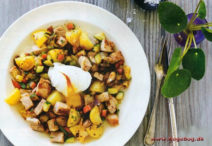 Biksemad med grønsager og pocheret æg - opskrift fra