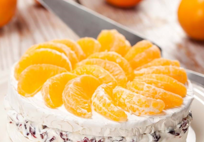 Brie med tranebærcreme-ost og klementiner - opskrift