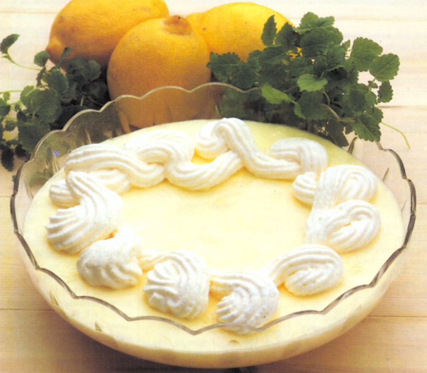 Citronfromage med flødeskum | let og godt på Kogebog.dk 💘