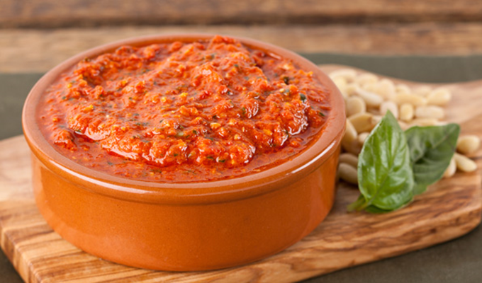 Rød peber pesto | let og godt på Kogebog.dk 💘