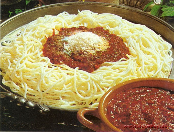 Spaghetti med kødsauce - bedste opskrift er fra Kogebog.dk
