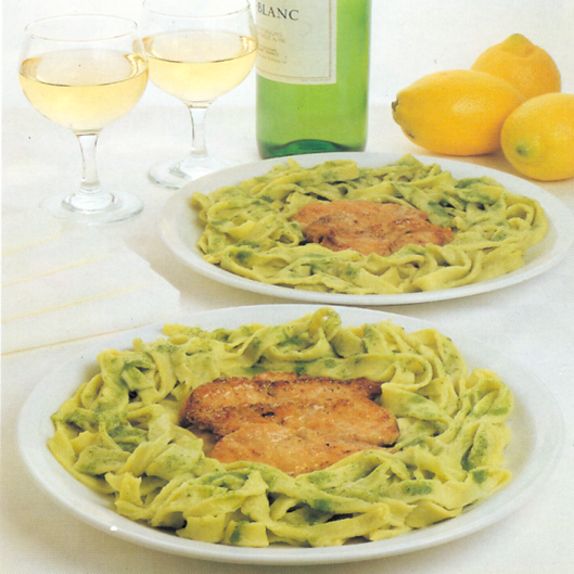 Brisler med grønne nudler | let og godt på Kogebog.dk 💘