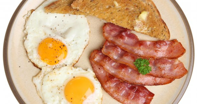 Æg og bacon | let og bedst i Kogebog.dk 💘