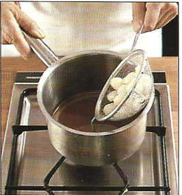 Hvidløgs-farseret havkat fennikel-risotto – på Kogebog.dk 🎯