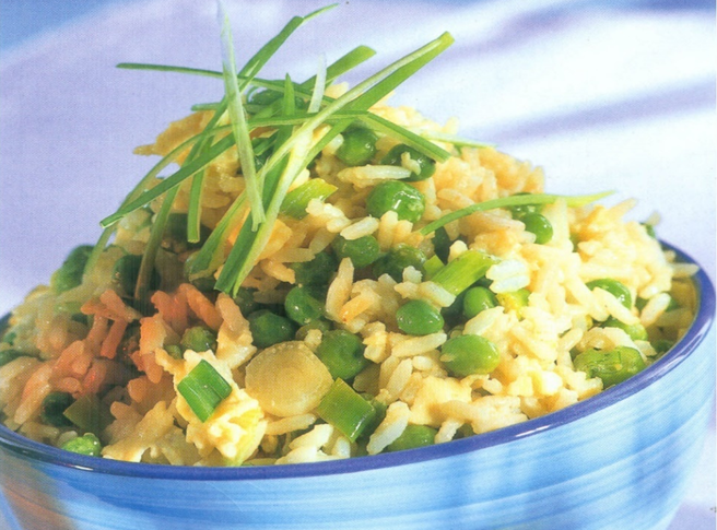 Stegte ris med æg - Indbydende fotos i Kogebog.dk 💘