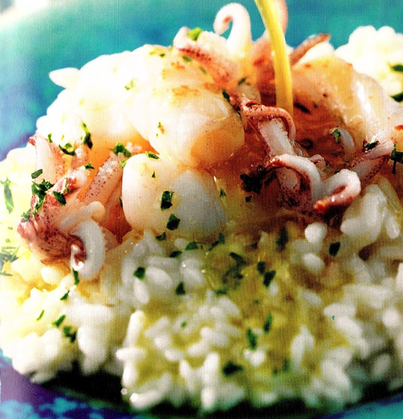 Risotto med blæksprutte og hvidløgssmør - nem opskrift Kogebog.dk